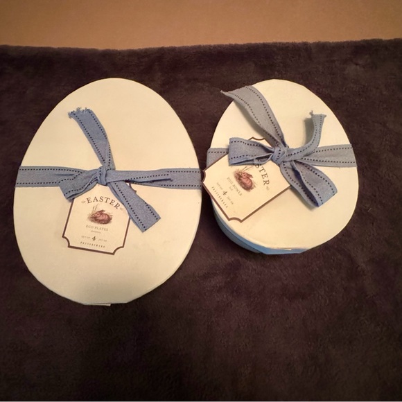 Pottery Barn | Kitchen | Pottery Barn Easter Egg Plates And Bowls ...